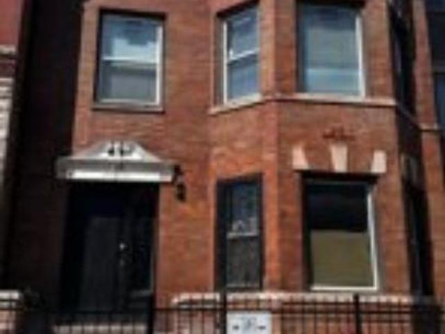 3 Br, 2 bath, Condo 4444 S Indiana Ave