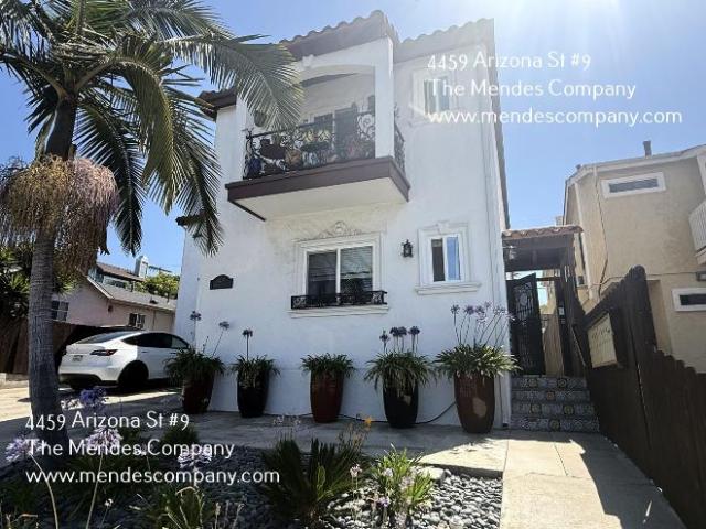 3 Br, 2 bath, Condo 4459 Arizona St
