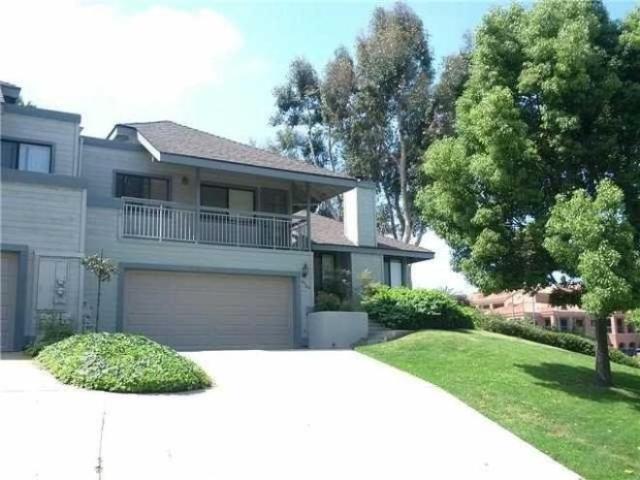 3 Br, 2 bath, Condo 4500 Villas Dr