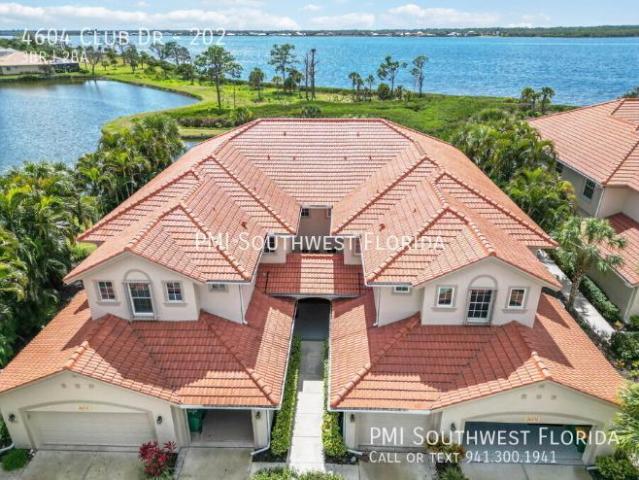 3 Br, 2 bath, Condo 4604 Club Dr