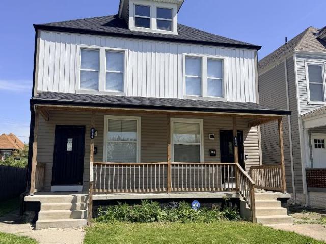 3 Br, 2 bath, Condo 464 466 N Garfield Ave