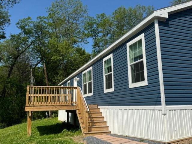 3 Br, 2 bath, Condo 465 Royal Manor Rd