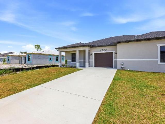 3 Br, 2 bath, Condo 4702 22nd St SW
