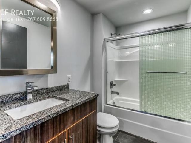 3 Br, 2 bath, Condo 4800 Brown Street