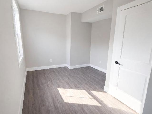 3 Br, 2 bath, Condo 494 S 18th St