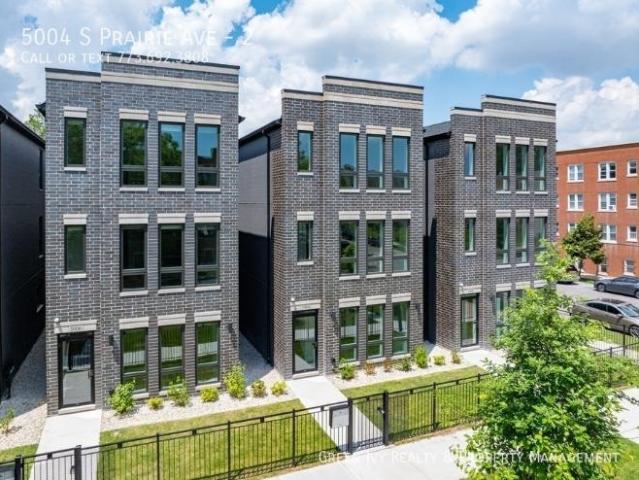 3 Br, 2 bath, Condo 5004 S Prairie Ave
