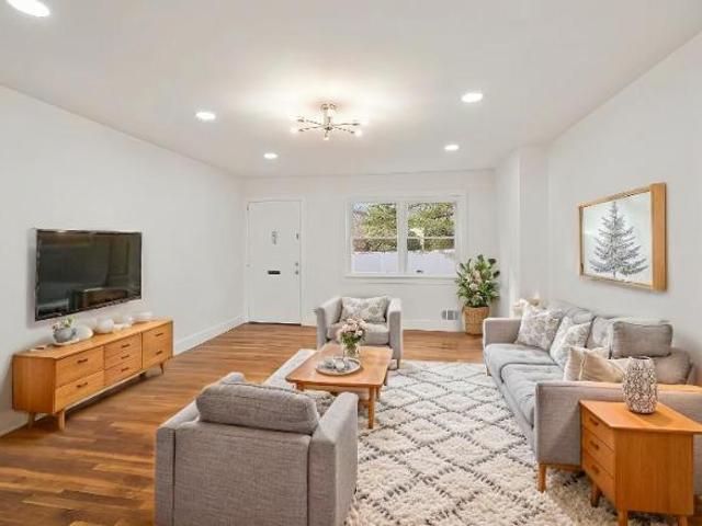 3 Br, 2 bath, Condo 500 Adams Ln