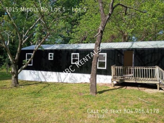 3 Br, 2 bath, Condo 5015 Middle Rd