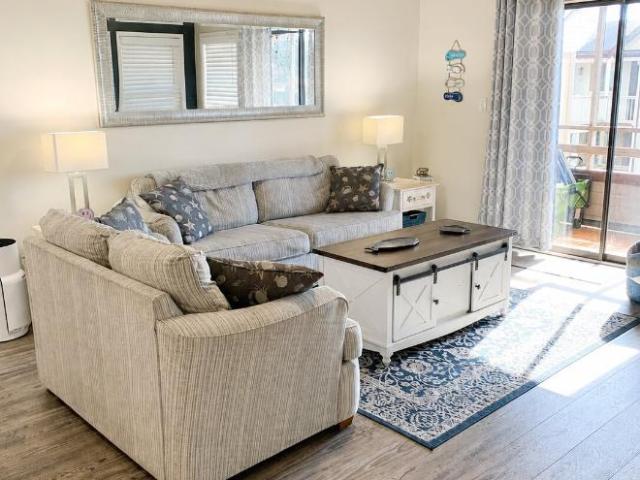 3 Br, 2 bath, Condo 501 Maison Dr