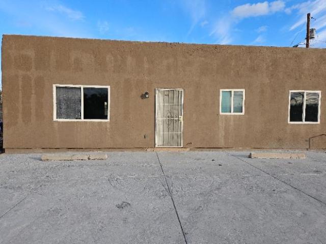 3 Br, 2 bath, Condo 5070 S Park Ave