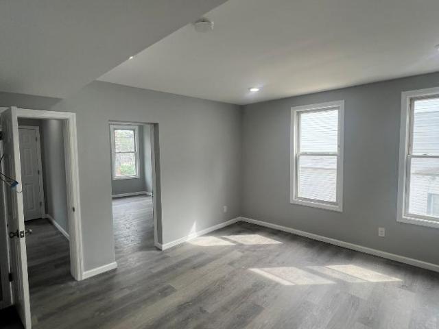 3 Br, 2 bath, Condo 50 9th Ave