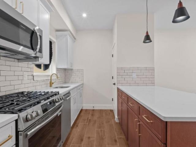 3 Br, 2 bath, Condo 50 Bock Avenue