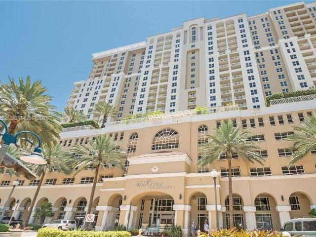 3 Br, 2 bath, Condo 511 SE 5th Ave