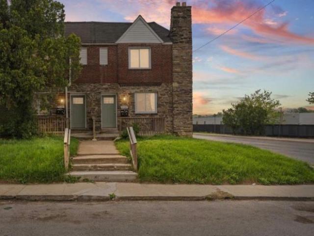 3 Br, 2 bath, Condo 5132 Pembridge Avenue