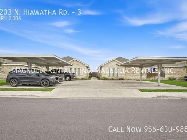 3 Br, 2 bath, Condo 5203 N Hiawatha Rd