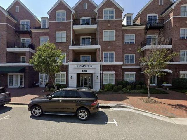 3 Br, 2 bath, Condo 5215 Center St