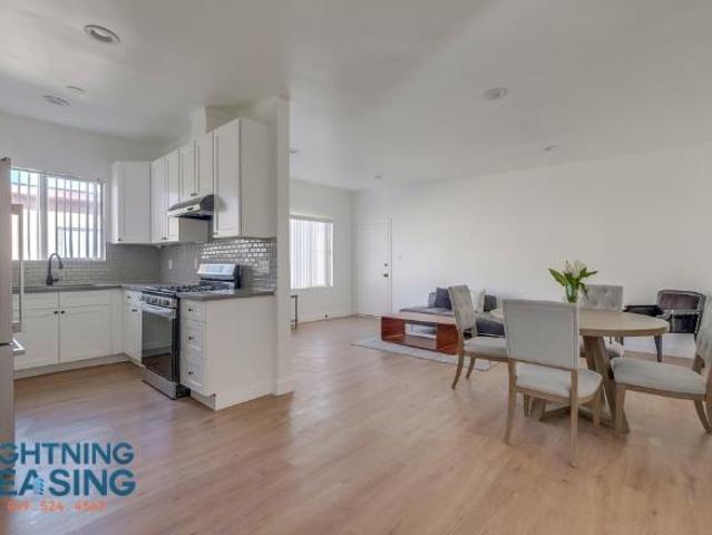 3 Br, 2 bath, Condo 5312 Corteen Pl