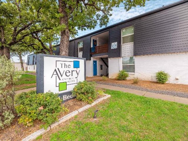 3 Br, 2 bath, Condo 531 Bedford Road
