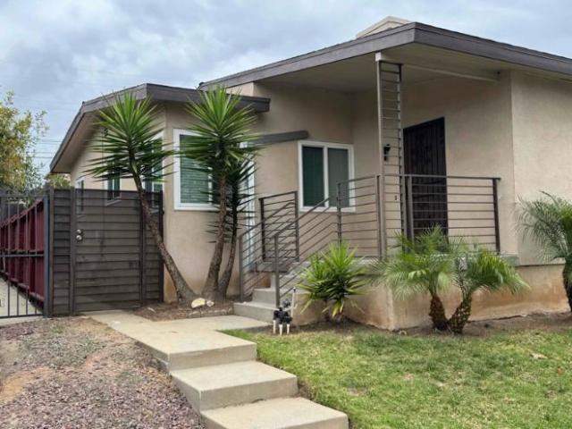 3 Br, 2 bath, Condo 5339 W Slauson Ave