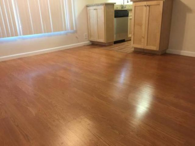 3 Br, 2 bath, Condo 5929 Laurel Canyon Blvd