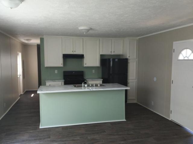 3 Br, 2 bath, Condo 601 James St