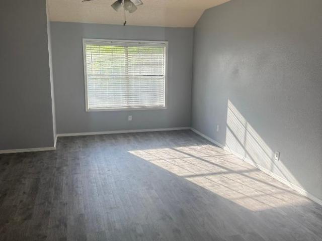 3 Br, 2 bath, Condo 607 Methodist Ave