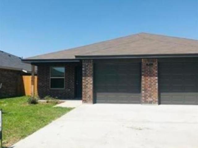 3 Br, 2 bath, Condo 6105 Amelia Earhart Blvd