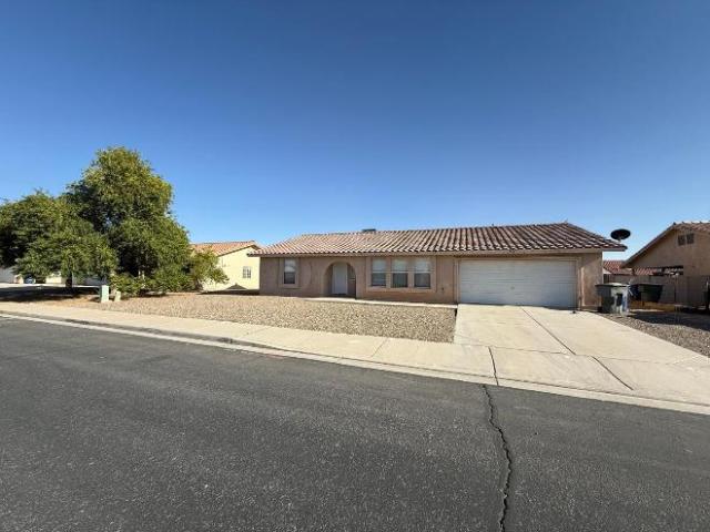 3 Br, 2 bath, Condo 6141 E 40th Pl