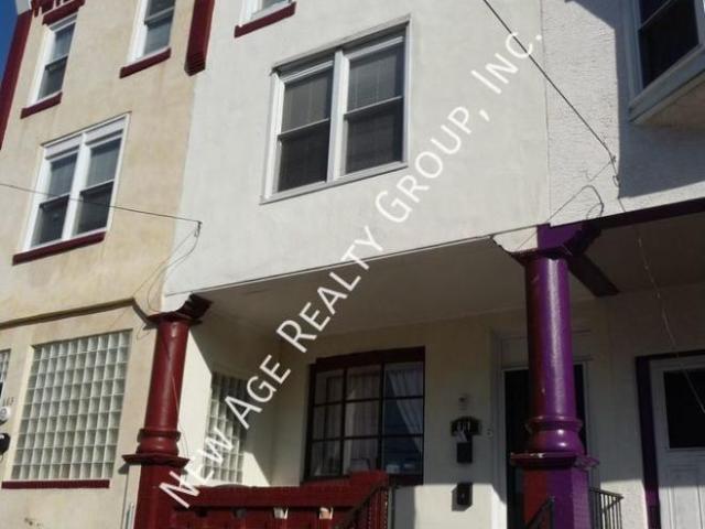 3 Br, 2 bath, Condo 661 N 33rd Street