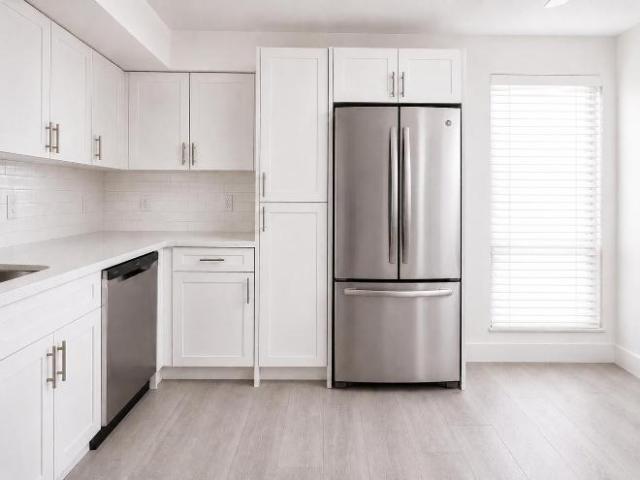 3 Br, 2 bath, Condo 6680 Burning Wood Drive