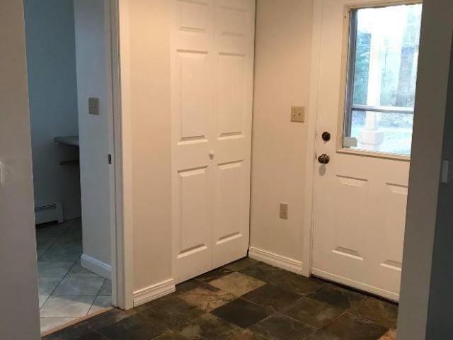 3 Br, 2 bath, Condo 6 Mckinley St