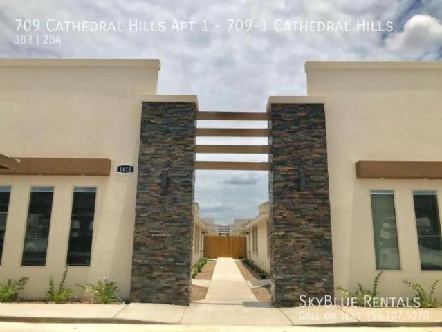 3 Br, 2 bath, Condo 709 Cathedral Hills