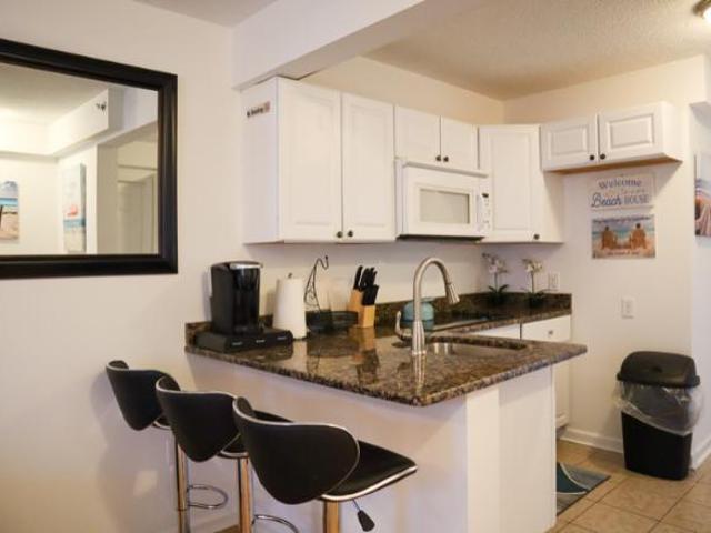 3 Br, 2 bath, Condo 7200 Coastal Hwy