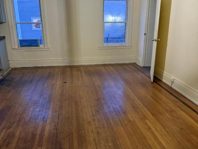 3 Br, 2 bath, Condo 72 N Munn Ave