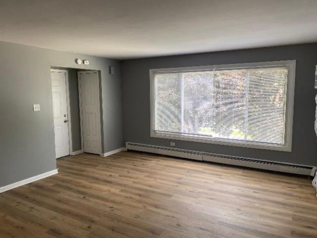 3 Br, 2 bath, Condo 74 S Yates Ave
