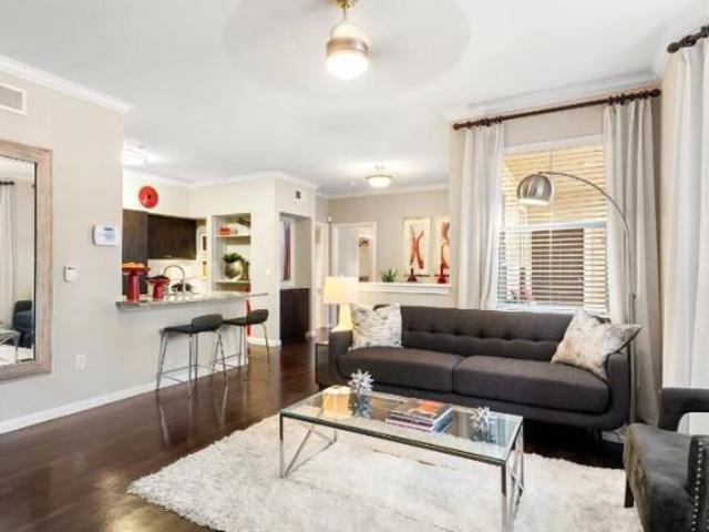 3 Br, 2 bath, Condo 7575 Gosling Rd