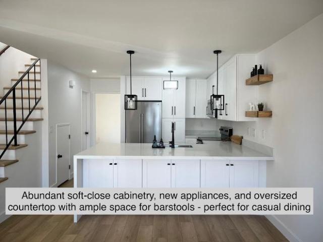 3 Br, 2 bath, Condo 7986 Camino Kiosco