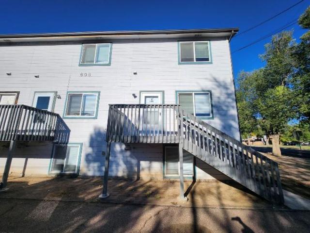 3 Br, 2 bath, Condo 803 S Logan Ave