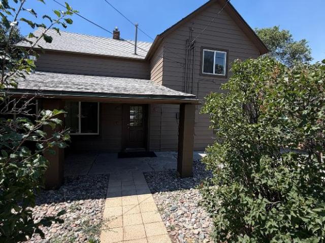 3 Br, 2 bath, Condo 813 W Clay Ave