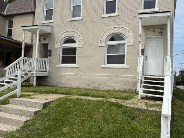 3 Br, 2 bath, Condo 815 Wilson Ave