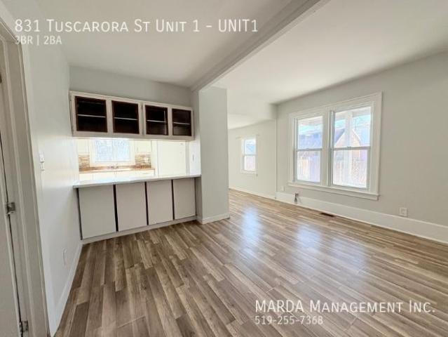 3 Br, 2 bath, Condo 831 Tuscarora St