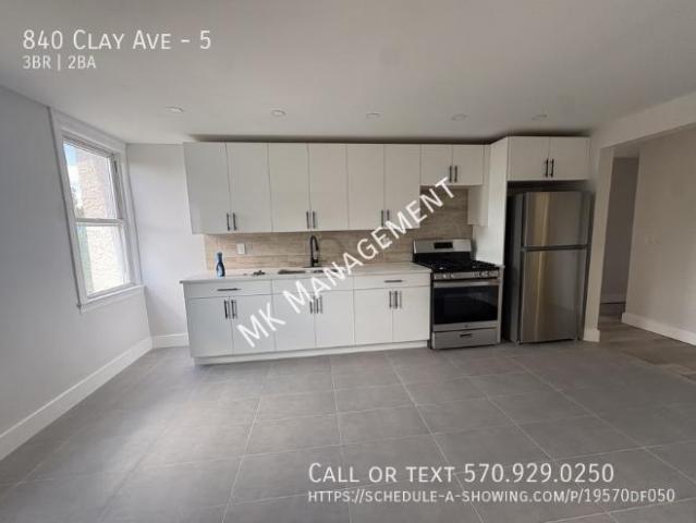 3 Br, 2 bath, Condo 840 Clay Ave