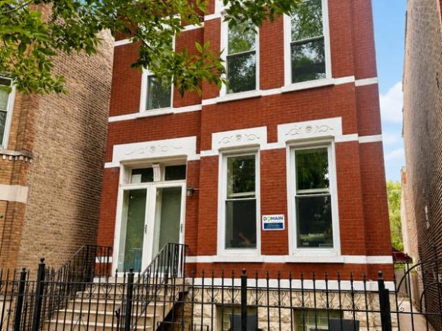 3 Br, 2 bath, Condo 853 N Winchester Ave