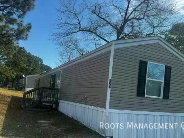 3 Br, 2 bath, Condo 85 Sue St