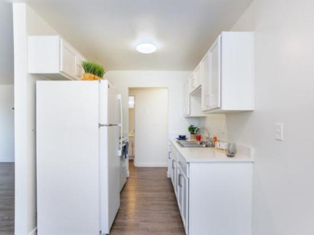 3 Br, 2 bath, Condo 8888 E 13th Ave