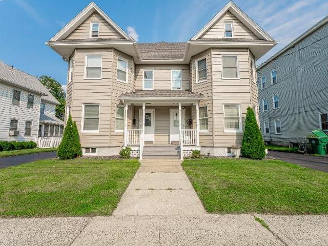 3 Br, 2 bath, Condo 89 91 Bell St