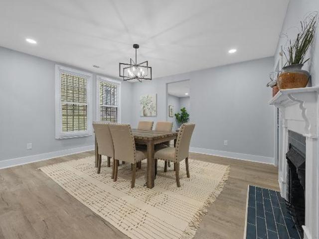 3 Br, 2 bath, Condo 905 Beecher St SW