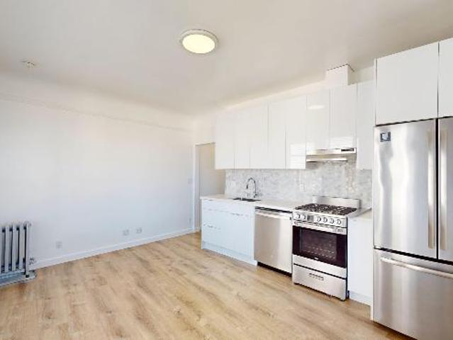 3 Br, 2 bath, Condo 90 Alhambra St