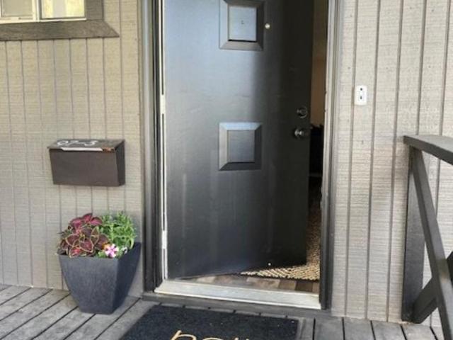 3 Br, 2 bath, Condo 97 NW Adams Pl