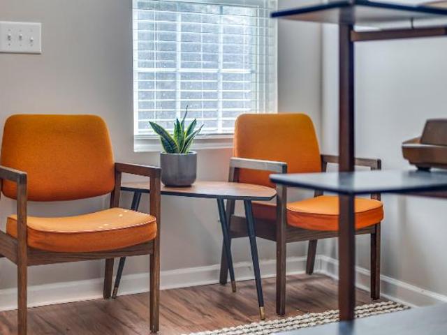 3 Br, 2 bath, Condo 947 Palmetto Avenue Southwest